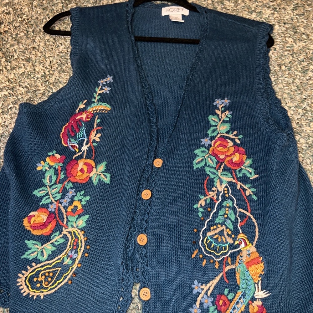 Vintage Crocheted Embroidered Vest - Gem